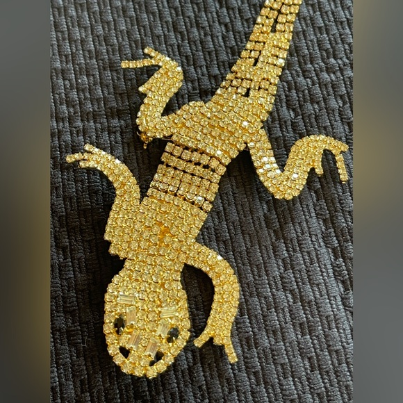 Jewelry | Stunning Pin Brooch Salamander Lizard Rhinestone Shoulder ...